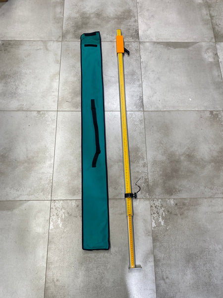 Bear Genno Rod II Heavy Duty levelling staff w/ receiver holder